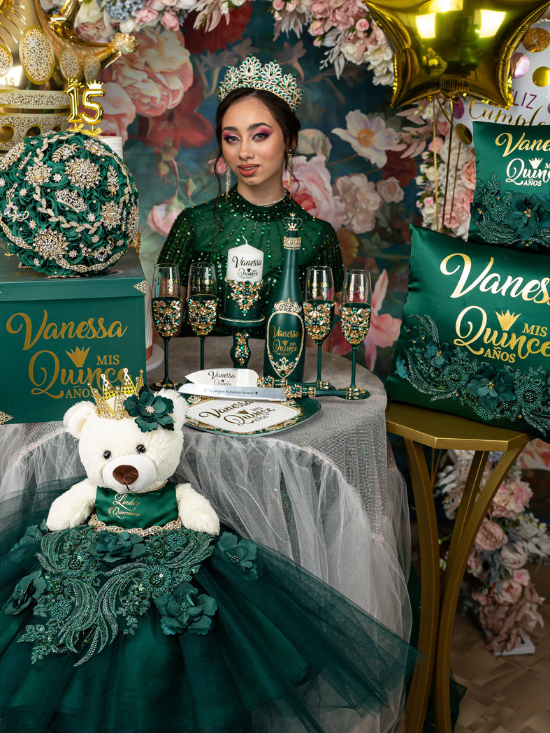 Quinceanera packages for your celebration / quinceanera-decor