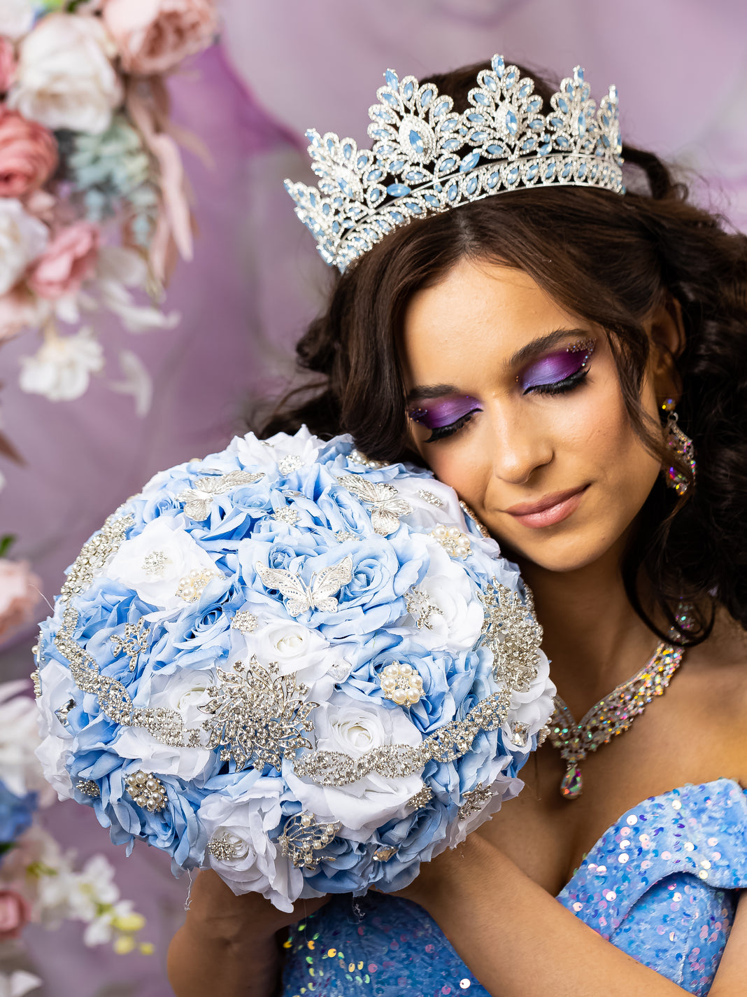 Light blue full quinceanera package / quinceanera-decor