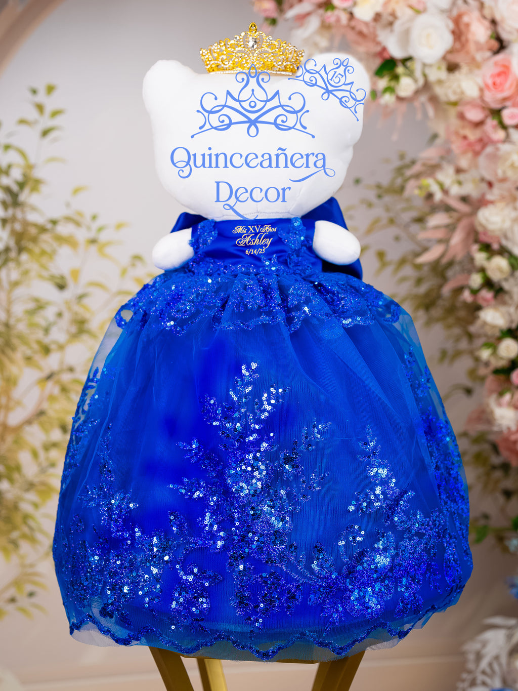 Vestido de quinceañera azul real plateado con flores de gatito | Quince ...