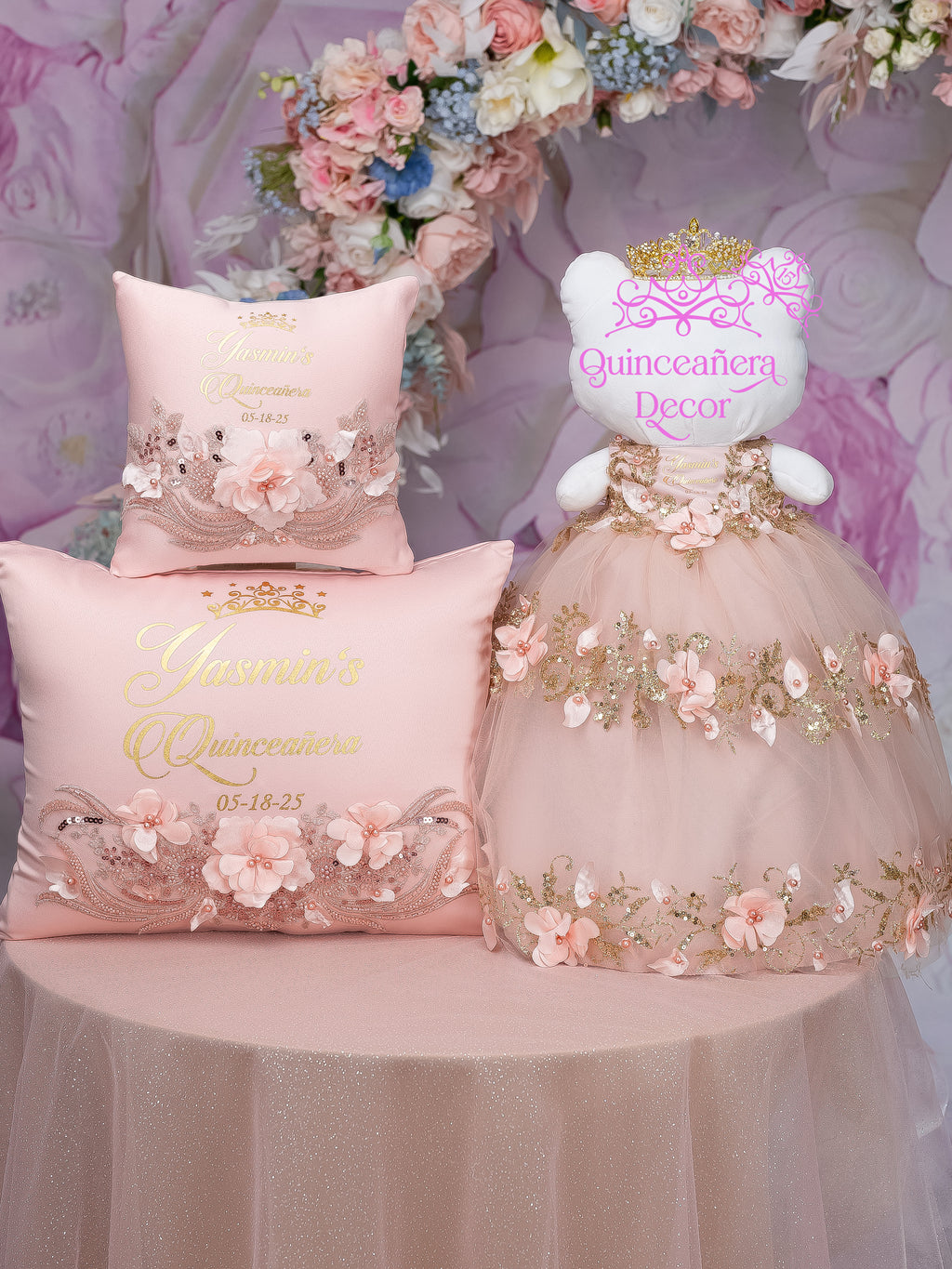 Quinceanera Pillows Set and Doll Personalized Rose Gold / quinceanera-decor