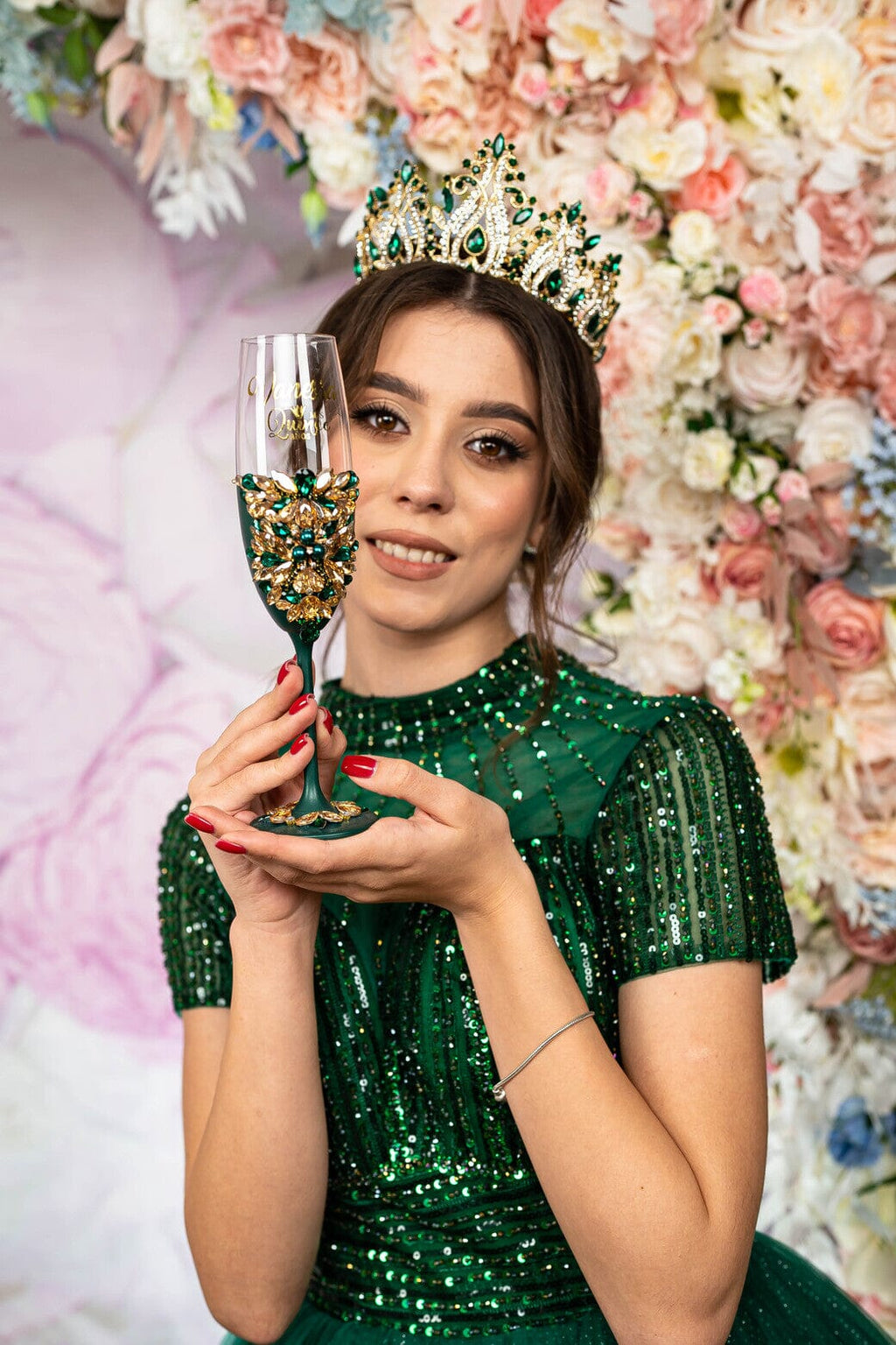 Green 1 quinceanera champagne glass / quinceanera-decor